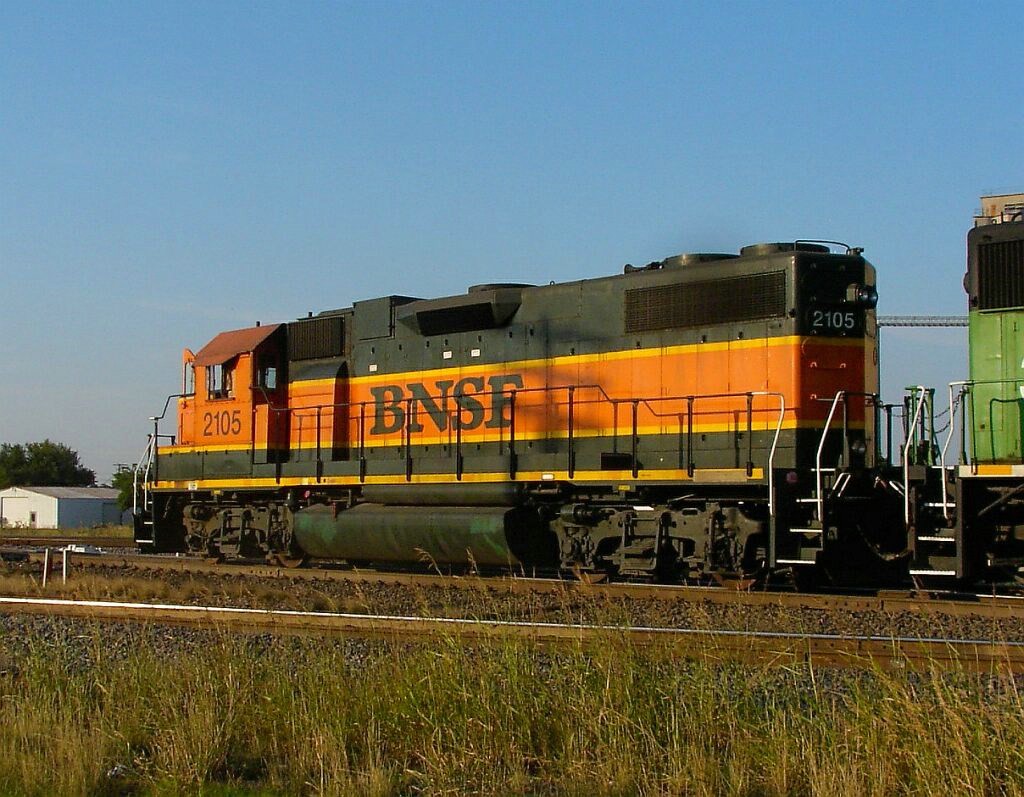 BNSF 2105